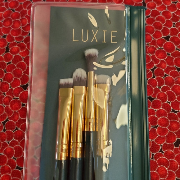 Luxie | Makeup | Luxie Four Pc Enchanted Eye Brush Set | Poshmark